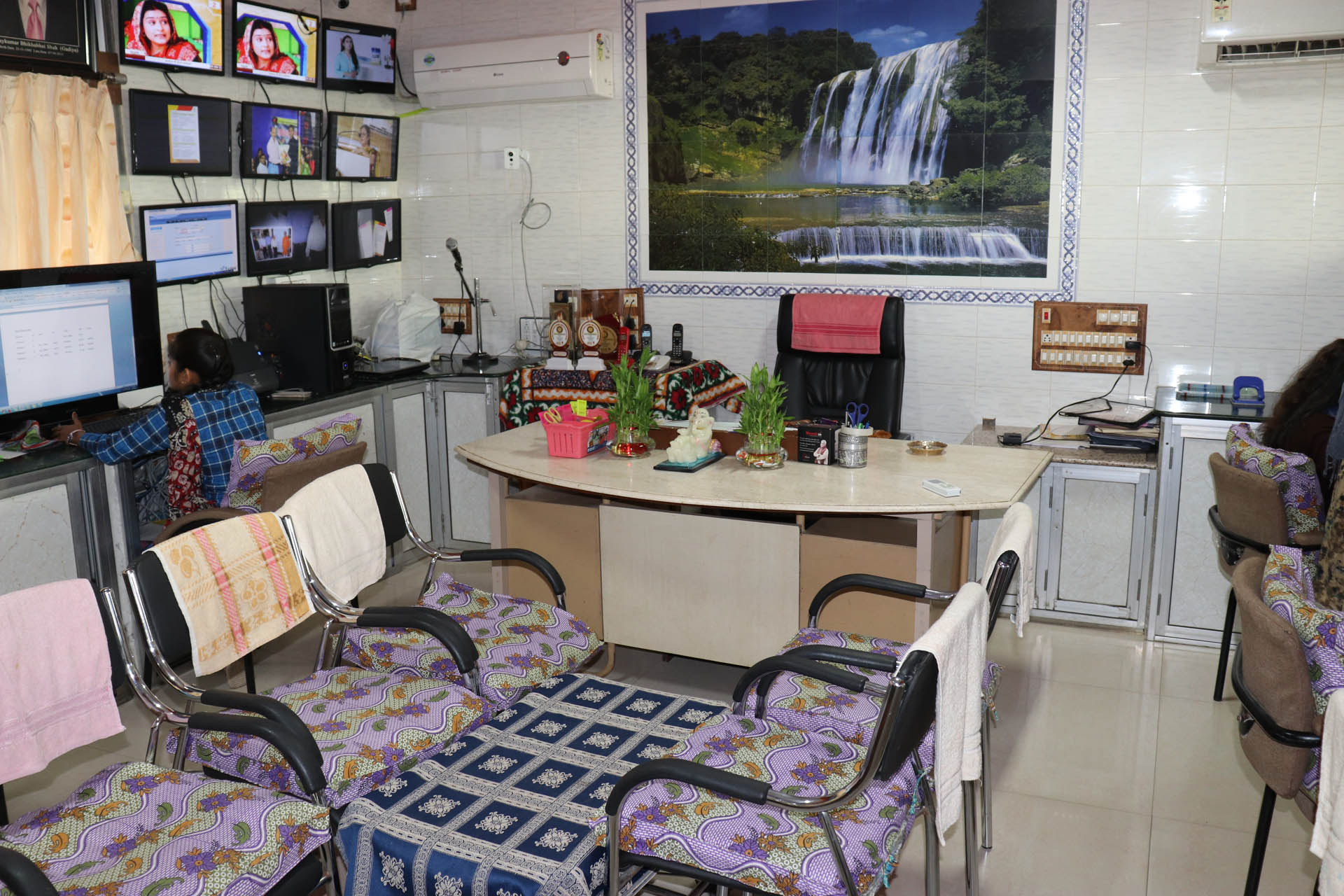 Administrative Area - J. Z. Shah Arts & H. P. Desai Commerce College